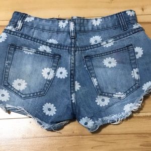 Ardene | Shorts | Ardene Daisy High Rise Jean Short | Poshmark